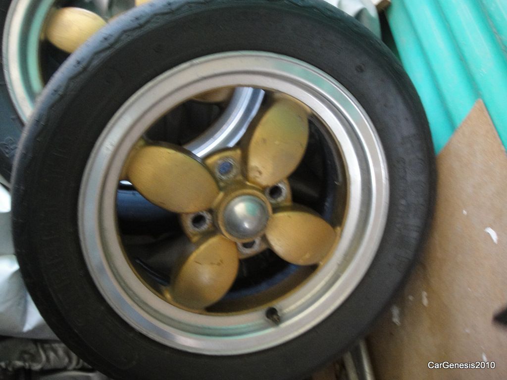 Correct studs and lug nuts for Roosevelt wheels? | XWeb Forums