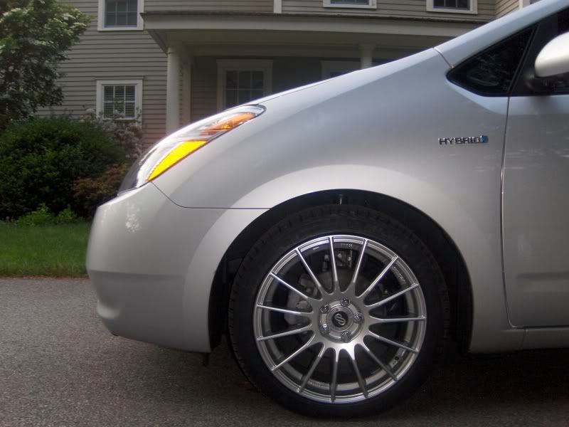 Anyone have 18" rims? | PriusChat