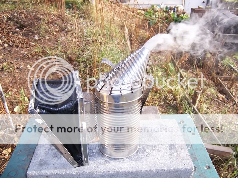 Recycled tin can smoker | Beesource Beekeeping Forums