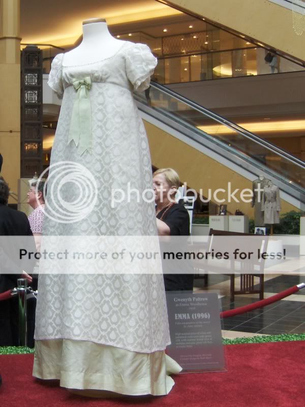 The Costumer's Guide to Movie Costumes