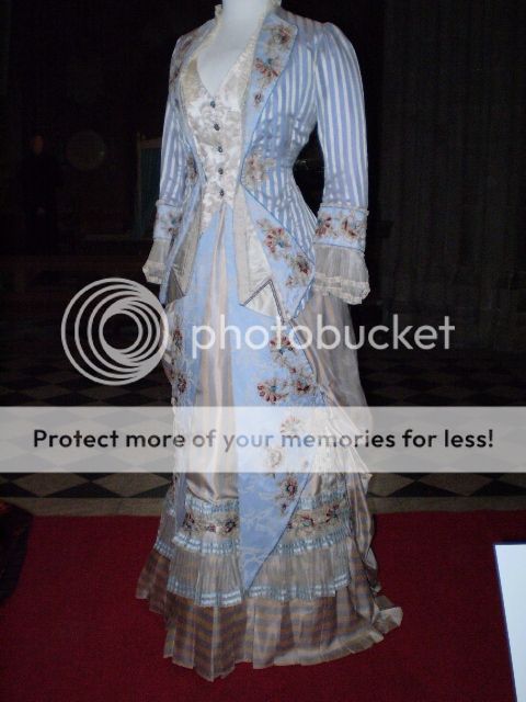 The Costumer's Guide to Movie Costumes