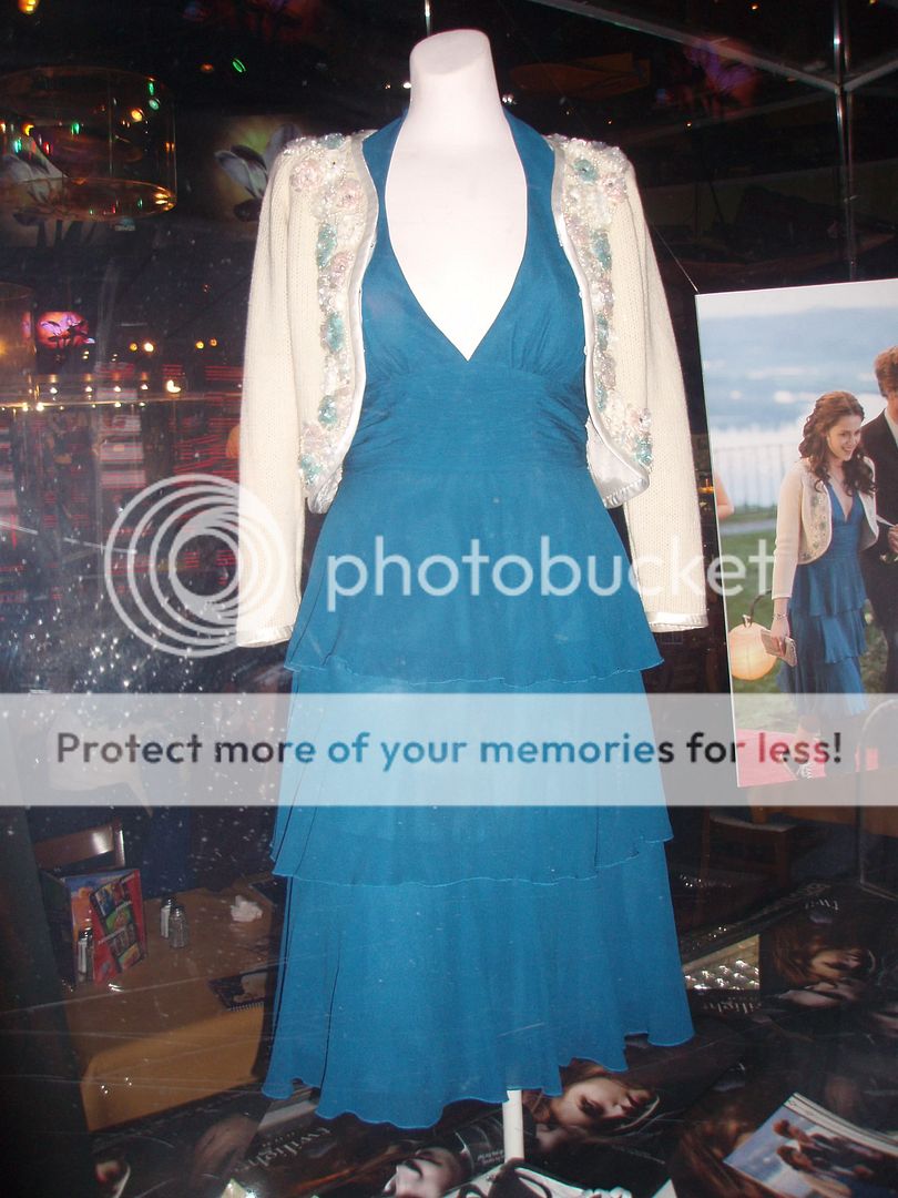 The Costumer's Guide to Movie Costumes