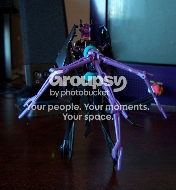 Transformers Prime Deluxe Airachnid Pictorial Review - Transformers ...