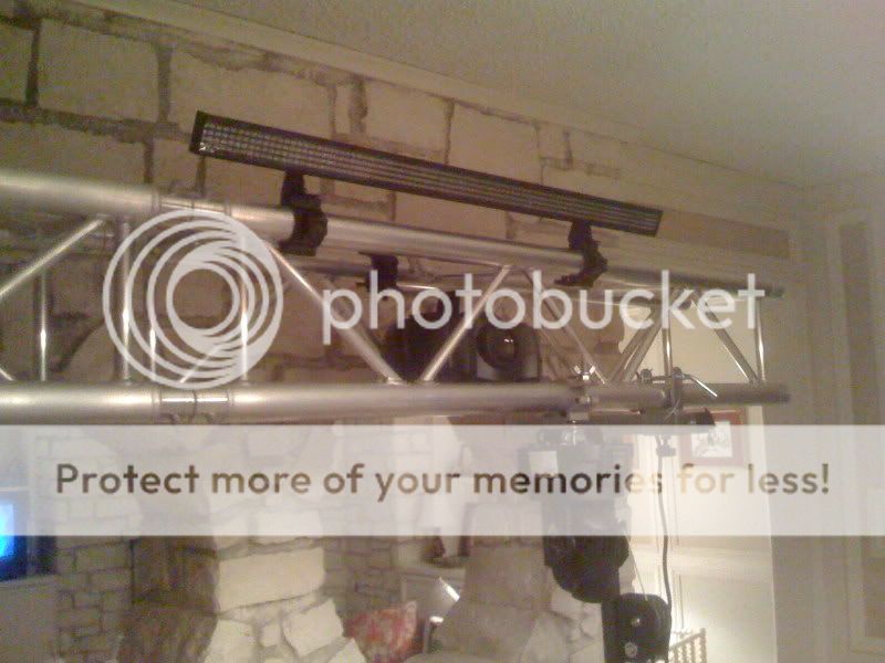 Ceiling Mounted Lighting Truss