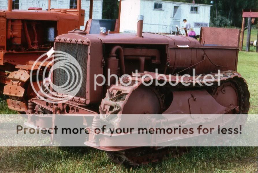 Bear crawler Tractors | Smokstak® Antique Engine Community*